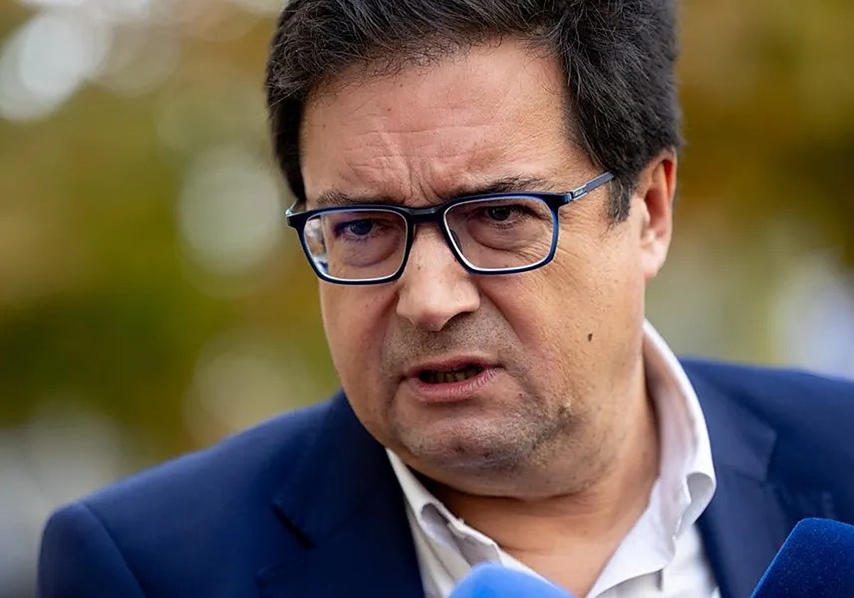 De guionista a intérprete principal, el 'segundo round' para Óscar López | El Correo